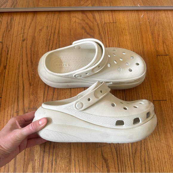 CROCS | Shoes | Crocs Platform Clouds | Poshmark